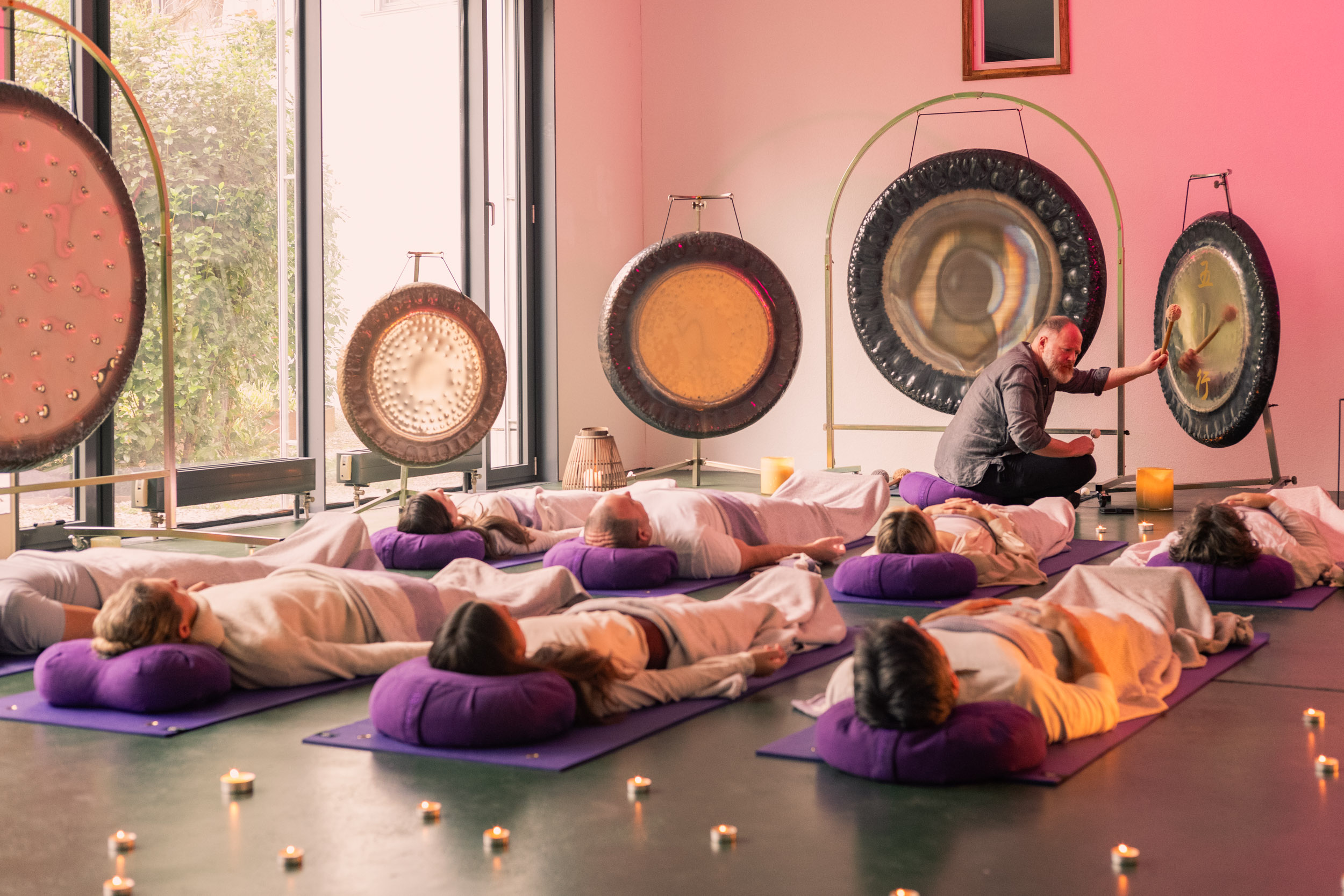 Calendar - Das Gongbad - The Gong Bath